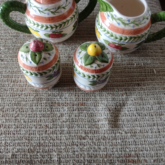 Kitchen | Brand New Vintage Strata Group Fresh N Fruity Sugarcreamer ...